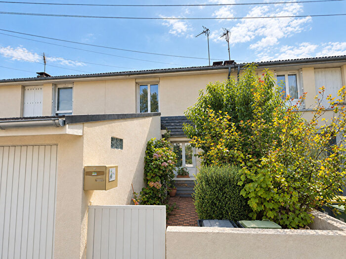 Maison 4 pièces à Joué-lès-Tours, Verdun, à vendre