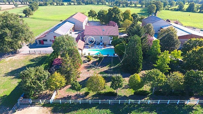Le Dorat : Maison 7 pièces à vendre