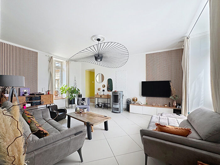 Maison 15 pièces à vendre à Jugon-les-Lacs