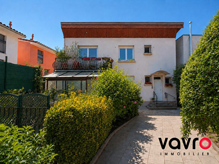 Appartement 4 pièces à vendre à Villeurbanne, Buers