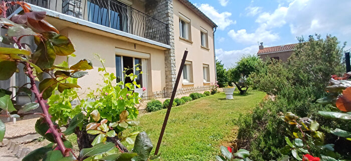 Maison à vendre - Berriac - 7 pièces - 5 chambres