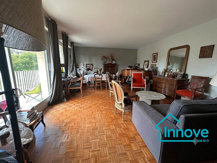 Versailles, Montreuil : Appartement 5 pièces à vendre