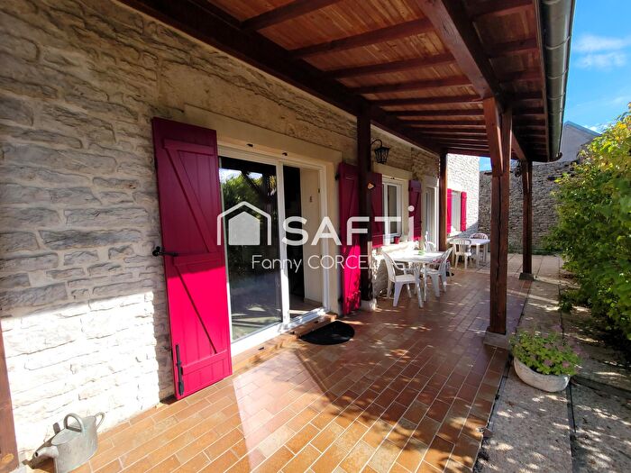 Maison 5 pièces à Fain-lès-Montbard, à vendre