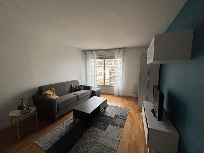 Appartement à louer - Courbevoie, Bécon - 1 pièce
