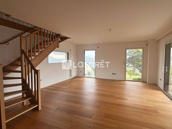 Appartement 4 pièces à Perros-Guirec, à louer