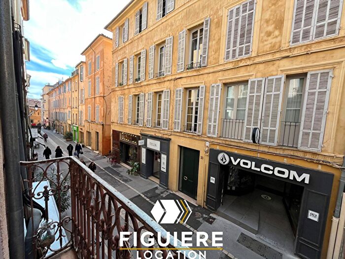 Appartement à louer - Centre Ville, Aix-en-Provence - 1 pièce