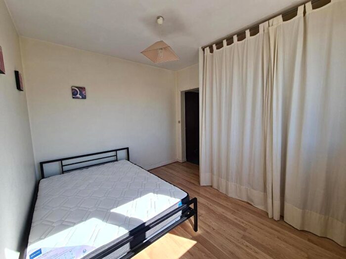 Appartement à louer - Saint-Lambert-la-Potherie - 1 pièce