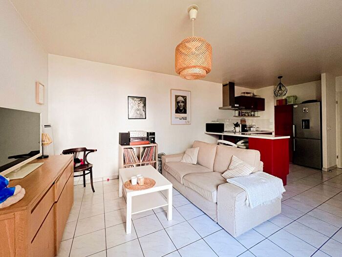 Appartement à louer - Val Joyeux, Les Clayes-sous-Bois - 2 pièces - 1 chambre