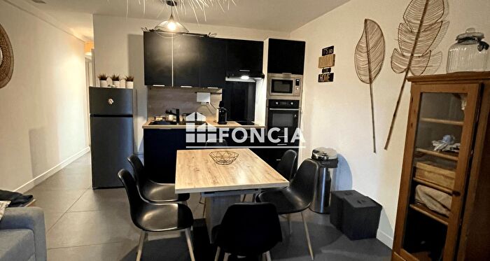 Appartement à vendre - Cavalaire-sur-Mer, Centre-ville - 3 pièces - 2 chambres