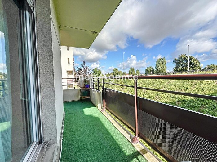 Appartement à vendre - Carrières-sous-Poissy, Bords de Seine, Ile de la Dérivation - 1 pièce