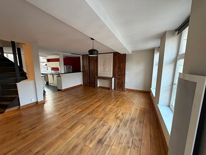 Appartement à louer - Vieux Lille - 3 pièces - 2 chambres