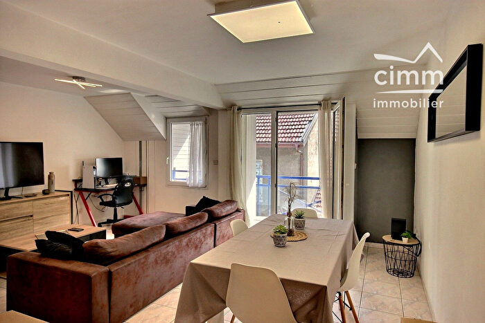 Appartement 3 pièces à Cluses, Centre-ville, à vendre