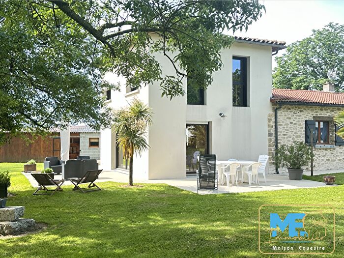 Maisons à vendre et appartements à louer - 1