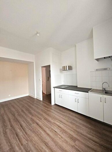 Appartement à louer - Grenoble, Gare - 2 pièces - 1 chambre