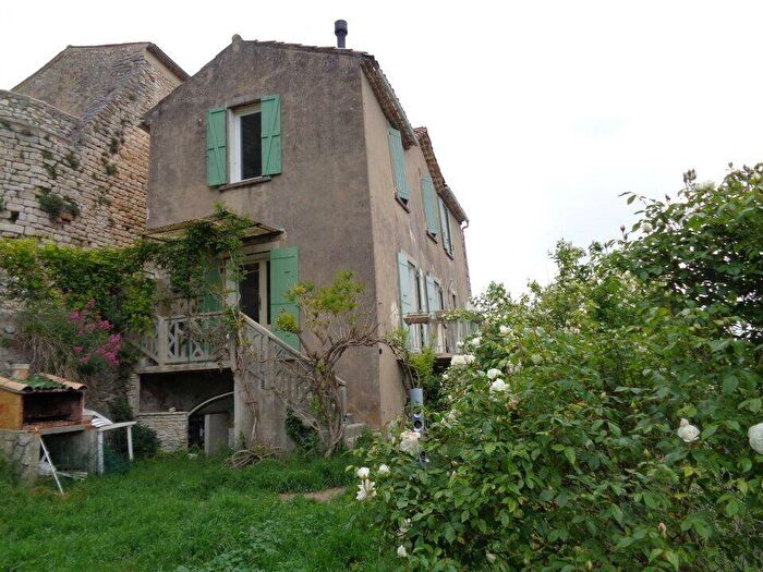 Maison à louer - Monieux - 3 pièces - 2 chambres