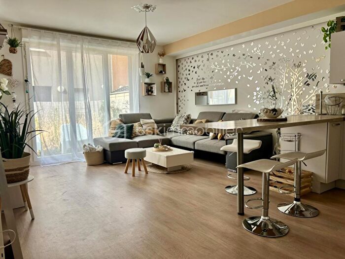 Veneux-les-Sablons : Appartement 3 pièces à vendre