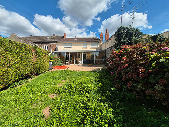 Maison 8 pièces à Pont-à-Vendin, à vendre