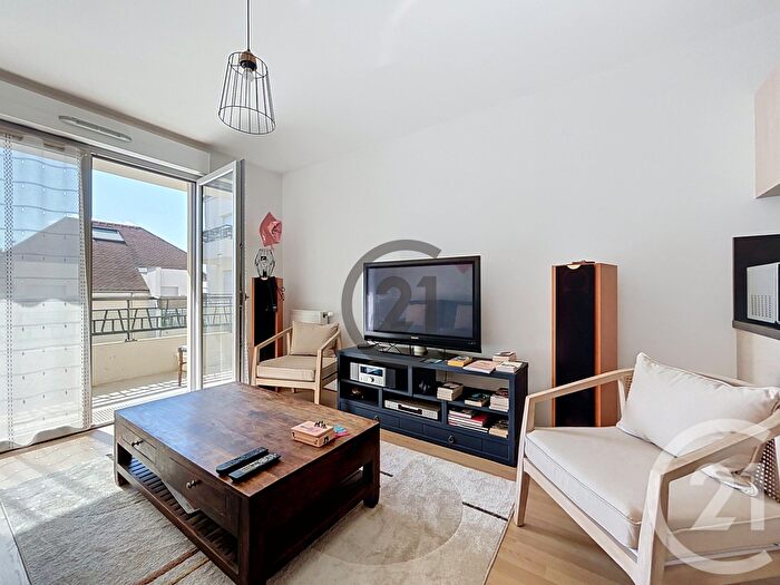 Montereau-Fault-Yonne, Ville basse - Appartement 2 pièces à vendre
