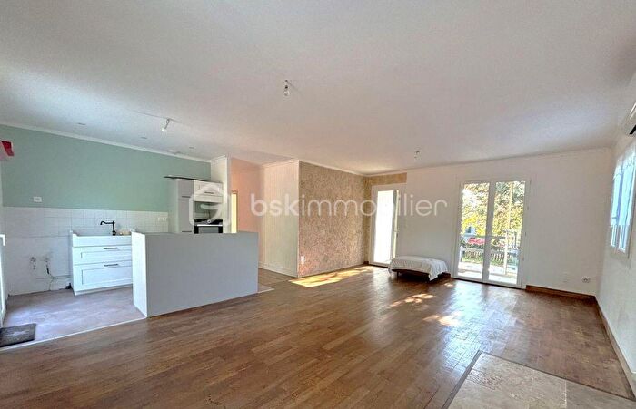 Maison à vendre - Périgueux - 4 pièces - 3 chambres