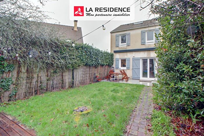 Maison à vendre - Plaisir - 5 pièces - 3 chambres