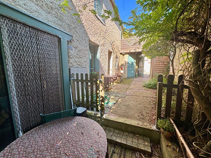 Maison à vendre - Vétheuil - 4 pièces - 3 chambres