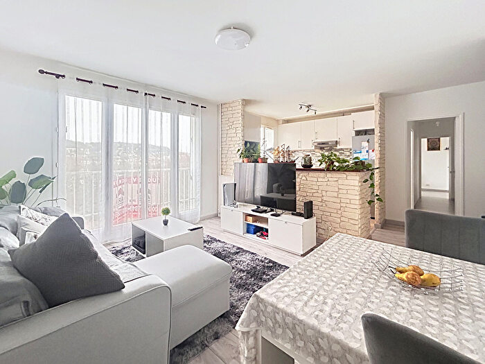 Appartement à vendre - Villebon-sur-Yvette - 3 pièces - 2 chambres