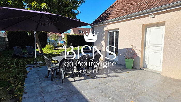 Maison à vendre - Demigny - 6 pièces - 4 chambres