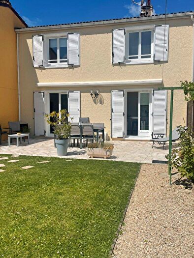 Maison 4 pièces à louer à Est Ouest, Les Sables-d'Olonne