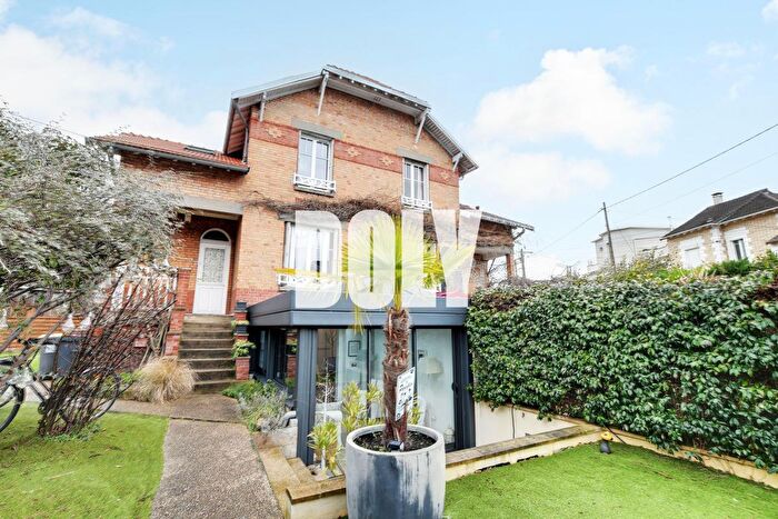 Maison à vendre - Le Vésinet, Coeur de Ville - 6 pièces - 4 chambres