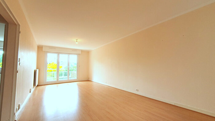 Appartement 4 pièces à Nantes, Longchamp, Rond-Point de Rennes, Perverie, Américains, à louer