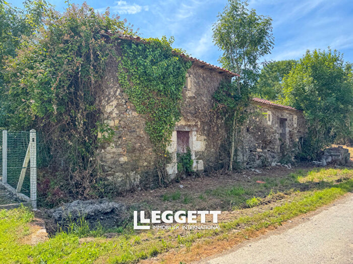 Maison à vendre - Le Busseau - 2 pièces - 1 chambre