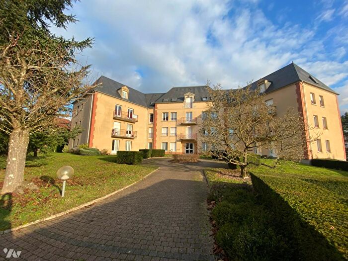 Noyon, Est : Appartement 6 pièces à vendre