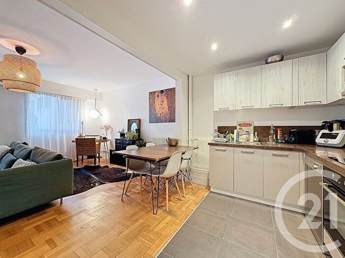 Appartement à vendre - Paris e , Gambetta - 3 pièces - 2 chambres