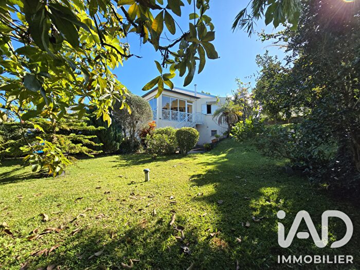 Maison 5 pièces à vendre - Le Tampon, Onzième, Douzième