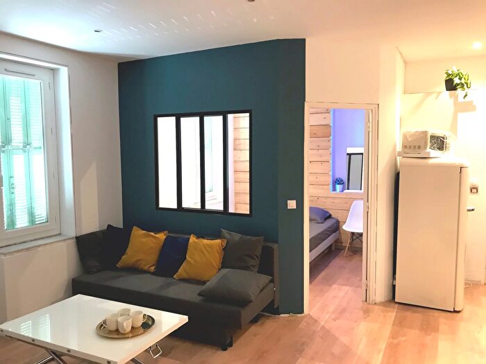 Appartement 2 pièces à Nice, Roquebillière, à vendre