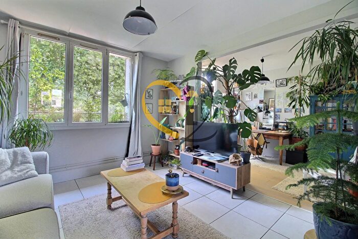 Bourges, Aéroport, Vauvert, Pierrelay, Pissevieille : Appartement 3 pièces à vendre