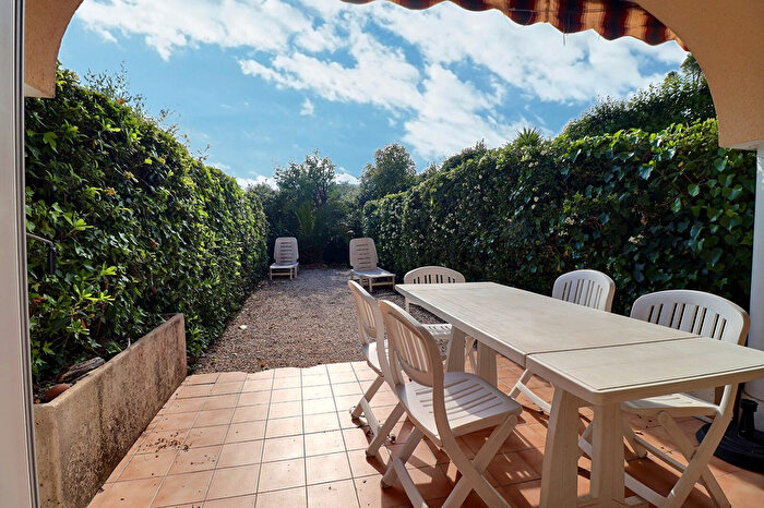 Appartement à vendre - Saint-Raphaël, Boulouris - 1 pièce