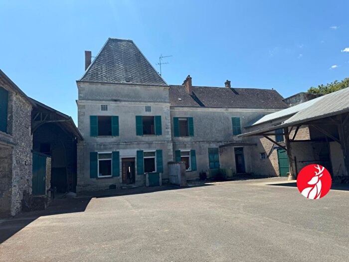 Maison à vendre - La Chapelle-la-Reine - 12 pièces - 8 chambres