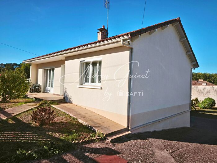 Jazeneuil - Maison 4 pièces à vendre