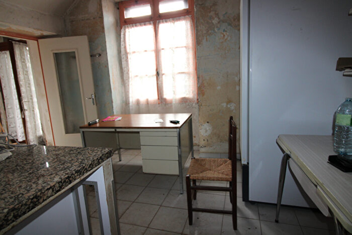 Appartement à vendre - Saint-Ambroix - 5 pièces - 2 chambres