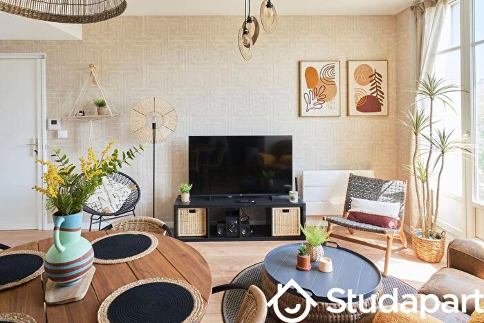 Appartement à louer - Les îles, Metz - 1 pièce - 1 chambre