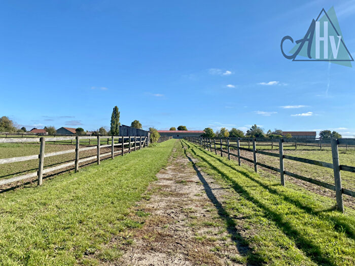 Maison à vendre - Chenoise - 1 pièce