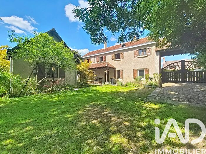 Vierzon, Rural : Maison 6 pièces à vendre