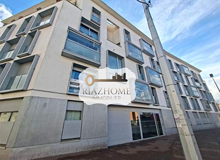 La Courneuve - Appartement 3 pièces à louer