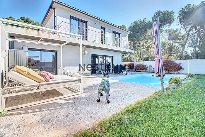 Maison à vendre - Vitrolles - 5 pièces - 3 chambres