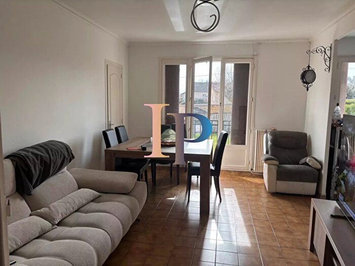 Maison à vendre - Charlieu - 5 pièces - 4 chambres