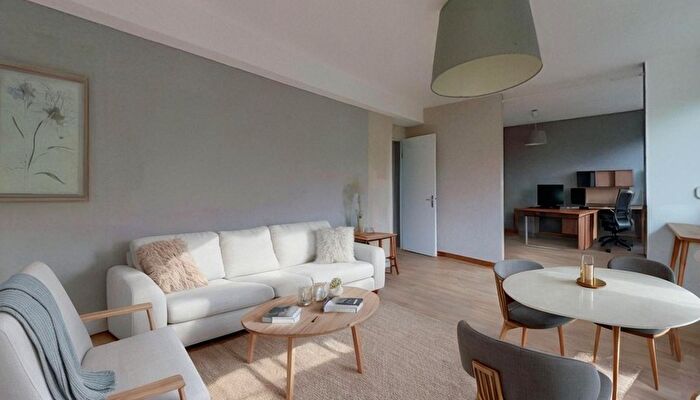 Appartement à vendre - Quartiers Sud-Ouest, Bréquigny - 4 pièces - 2 chambres