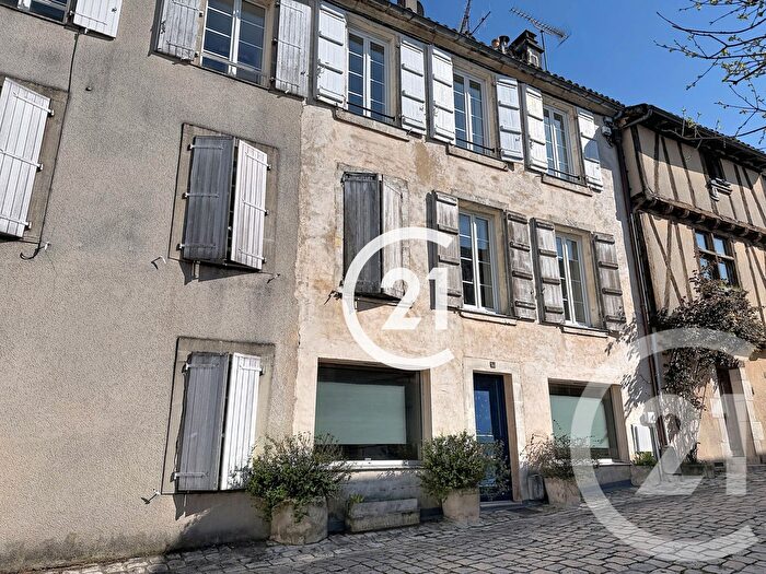 Maison à vendre - Cognac, Centre-ville, Gare - 5 pièces - 4 chambres