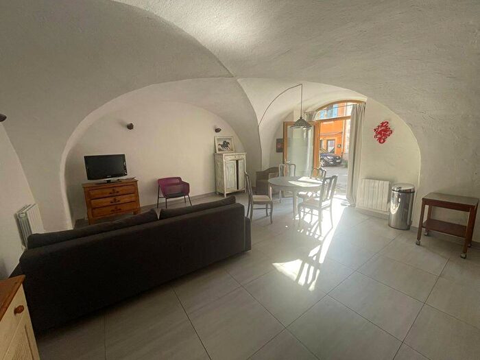 Appartement à louer - Joyeuse - 2 pièces - 1 chambre