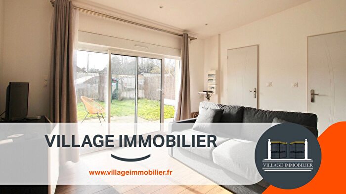 Appartement à louer - Nord, Mions - 1 pièce